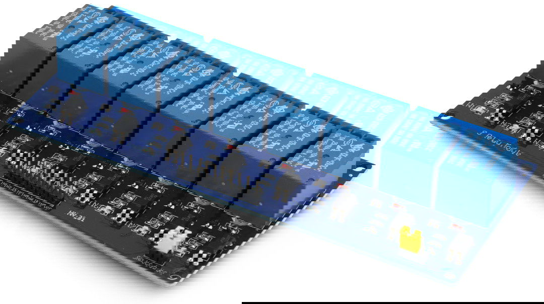 Buy Optoisolation relay module 8 channel - 10A / Botland - Robotic Shop